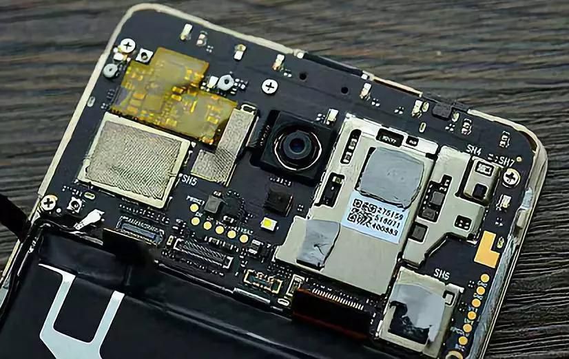 Application of Laser Welding In Mobile Phone Industry – MORN LASER